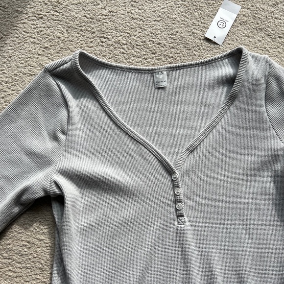 Gilly Hicks | Tops | Gilly Hicks Cozy Waffle Henley Long Sleeve Top Tee ...